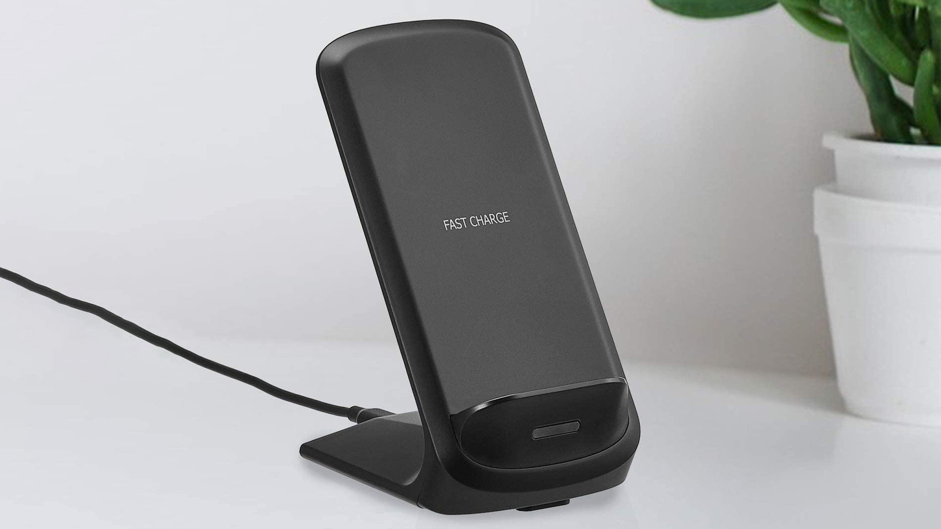 Smartphone Accessories: Amazon Basics 10W Qi Wireless Charging Stand $9 ...