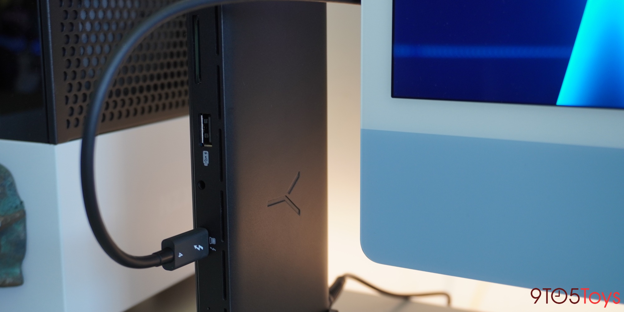 Brydge Stone Pro TB4 sports a unique upright design - 9to5Toys