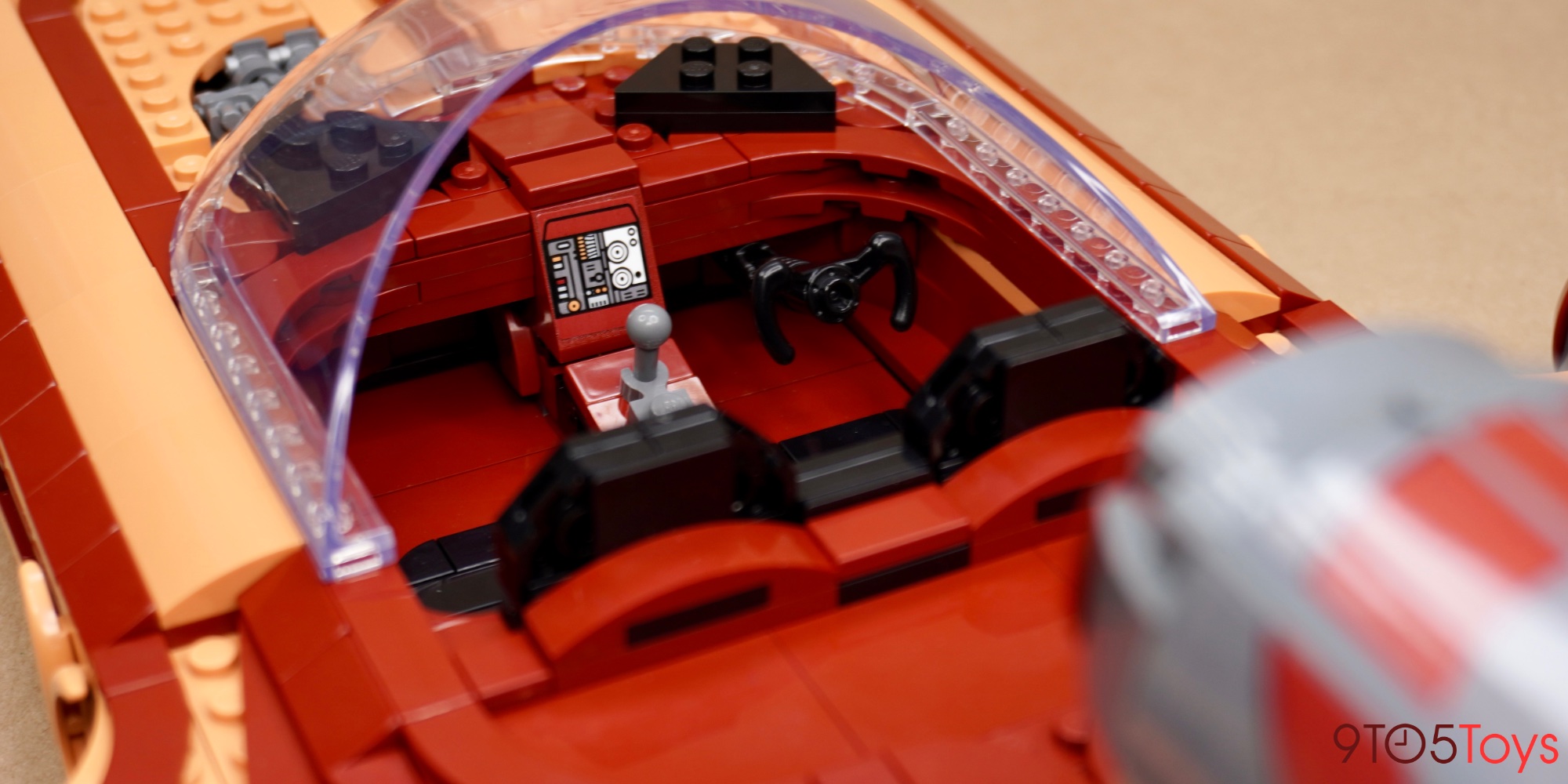 LEGO UCS Landspeeder review: Playing it say, Star Wars style - 9to5Toys