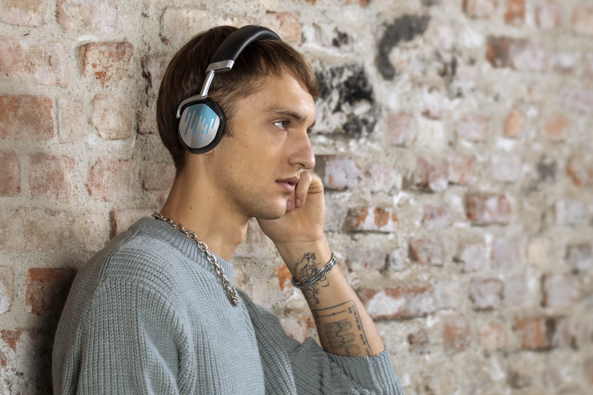New headphones from V-MODA double as personal speakers - 9to5Toys
