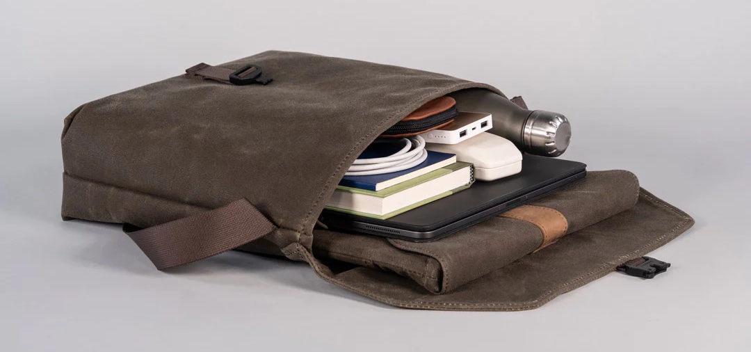 New MacBook Air bag from WaterField for Apple's latest M2 machine
