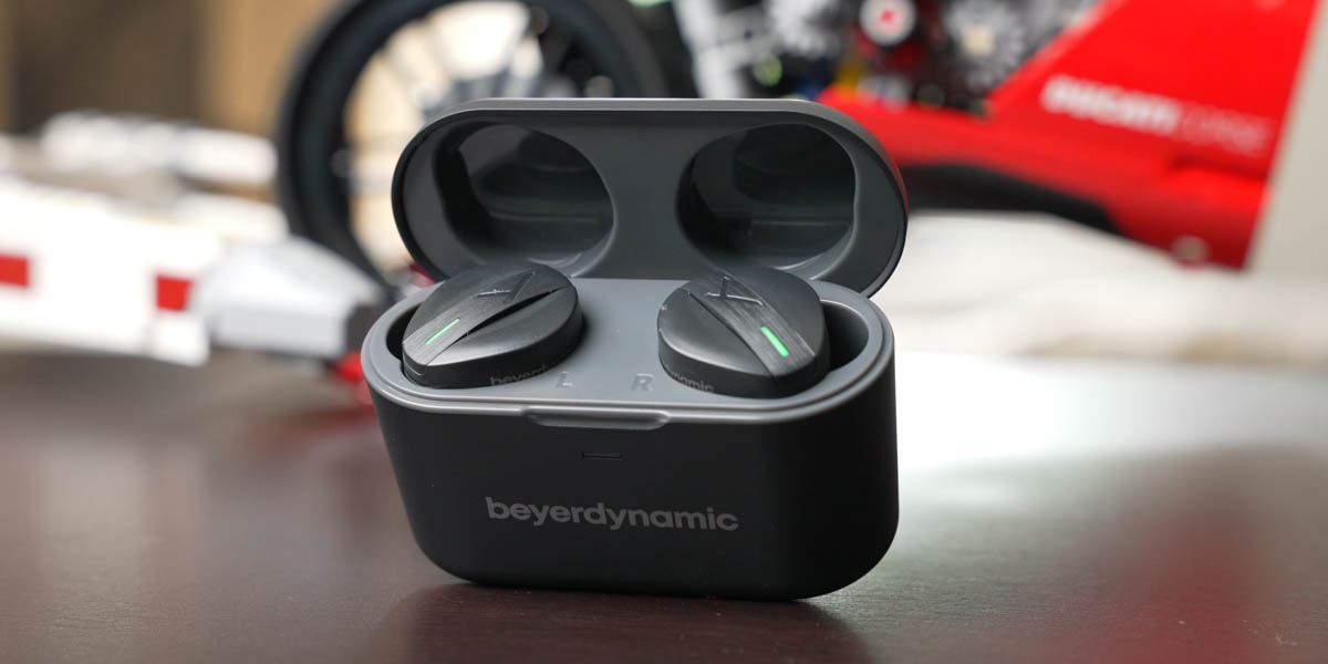 Beyerdynamic Free Byrd earbuds review: Excellent audio, lack comfort