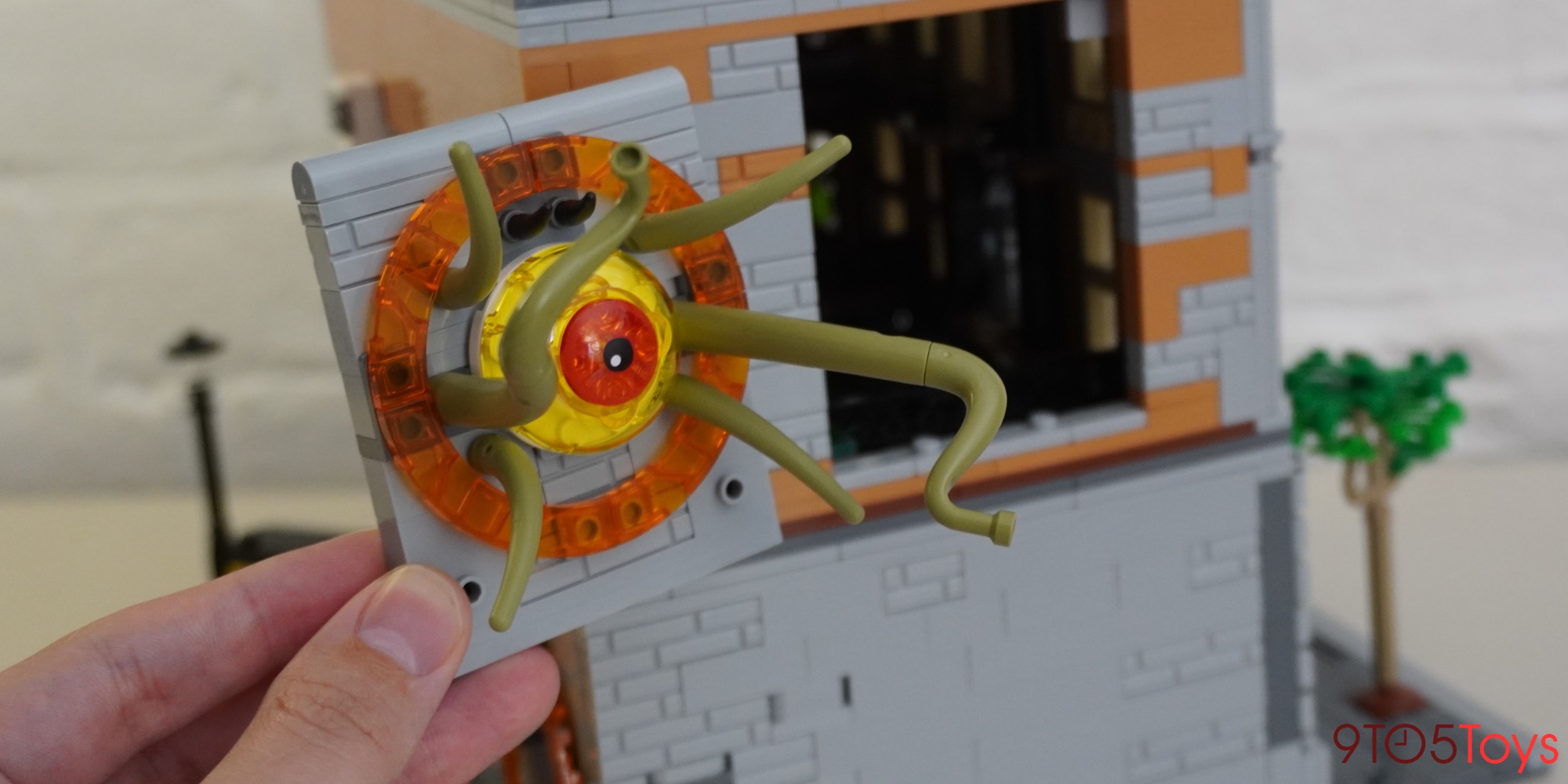 LEGO Sanctum Sanctorum: Hands-on with the 2,700-piece kit