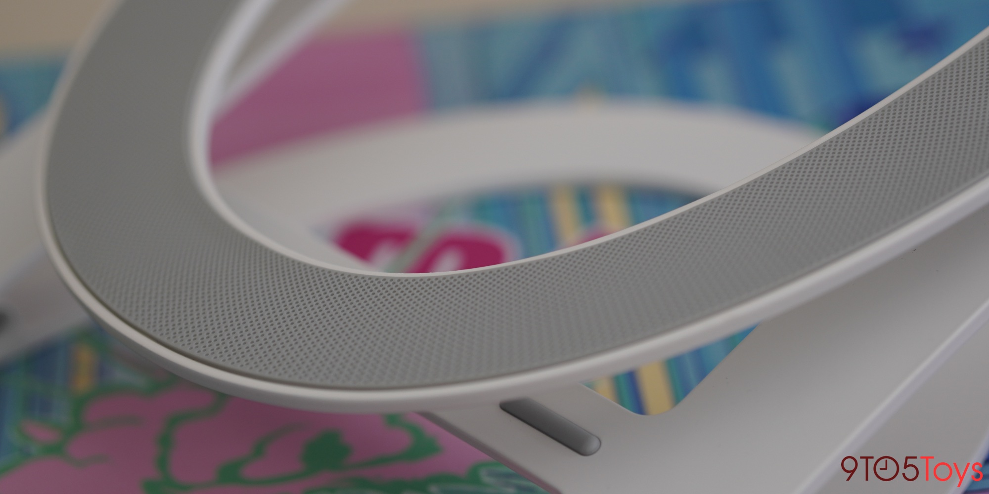 Twelve South Curve Flex delivers a versatile MacBook companion