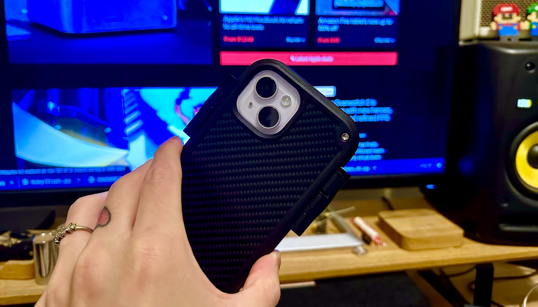 Pelican iPhone 14 Kevlar Shield case with aramid fiber construction