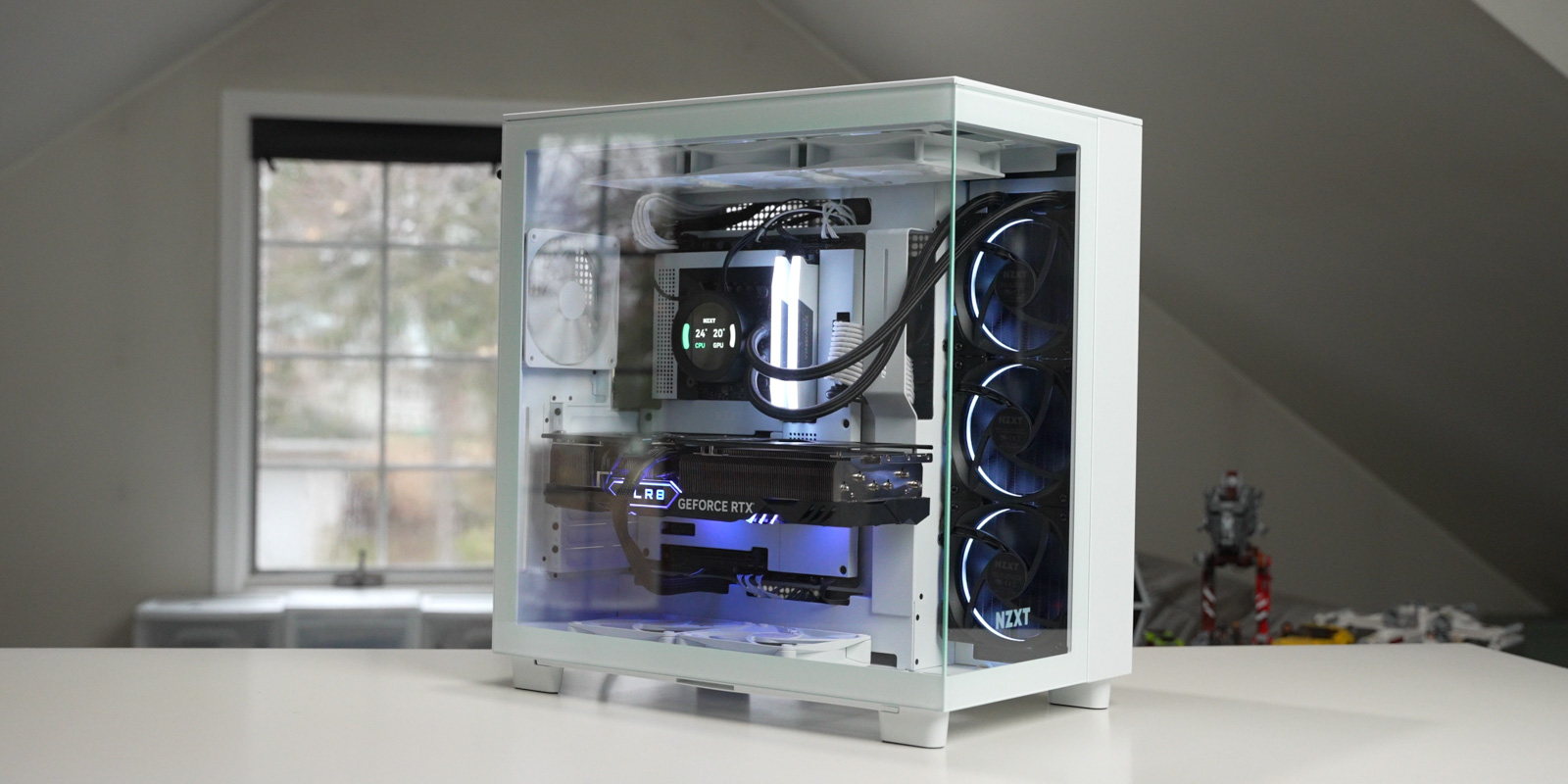 NZXT H9 is a big, beautiful way to showcase a powerful PC