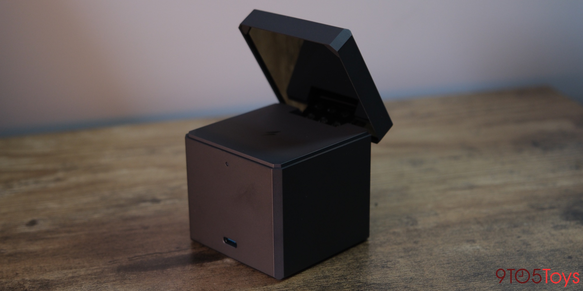 Anker 15W MagSafe Cube packs a 3-in-1 design for Apple setups