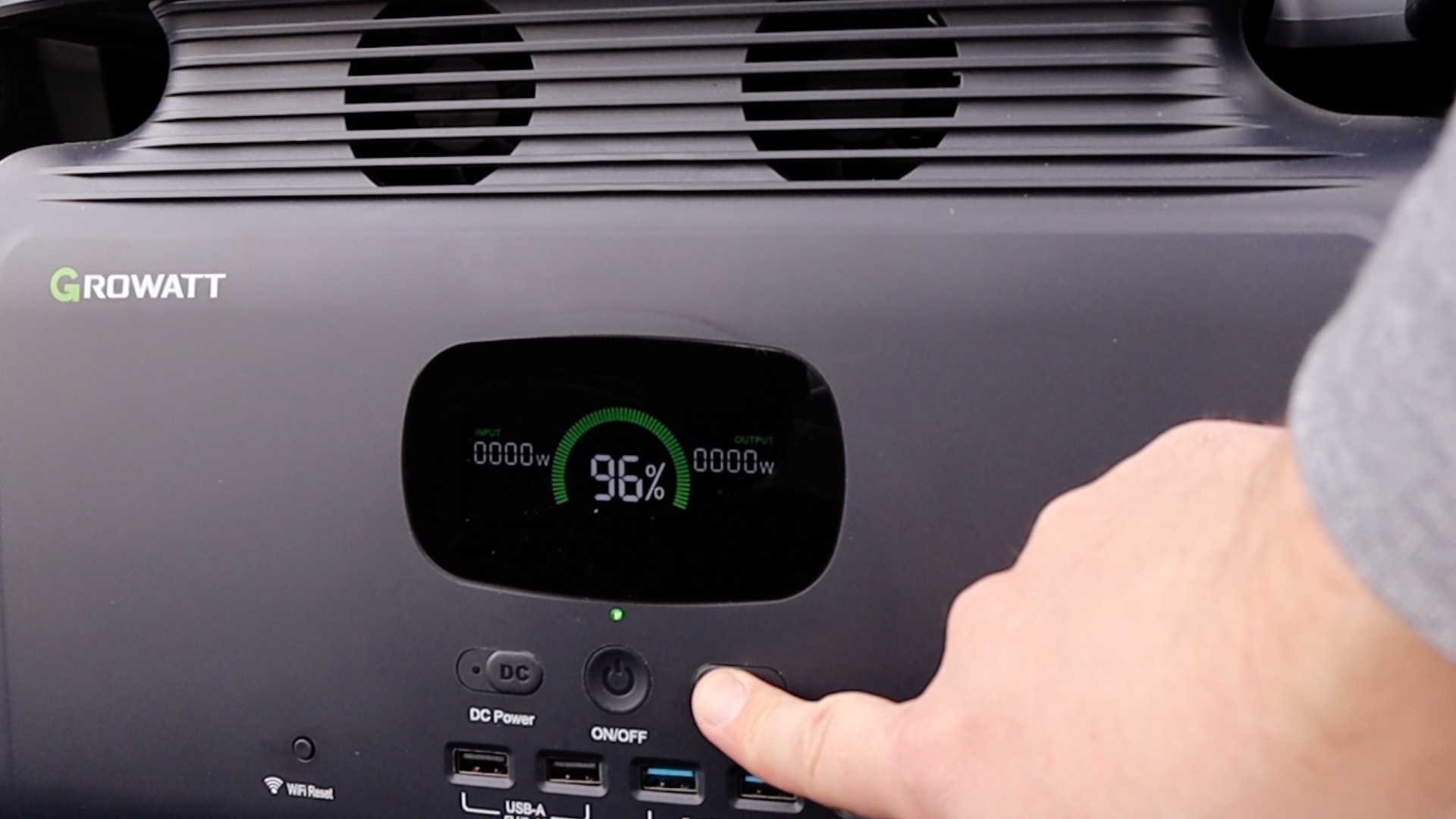Growatt INFINITY 1300 $999 Versatile Power Supply/Home Backup [Video]
