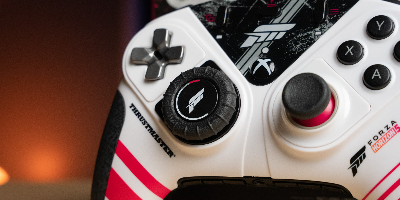 Thrustmaster ESWAP Forza: A racing wheel for your controller