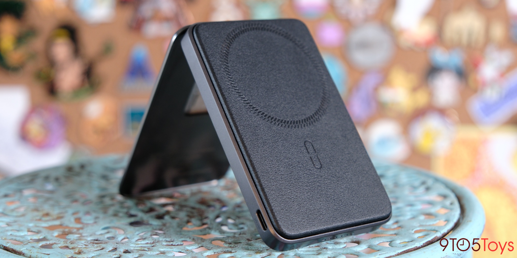 ESR MagSafe Power Bank Wallet hands-on review