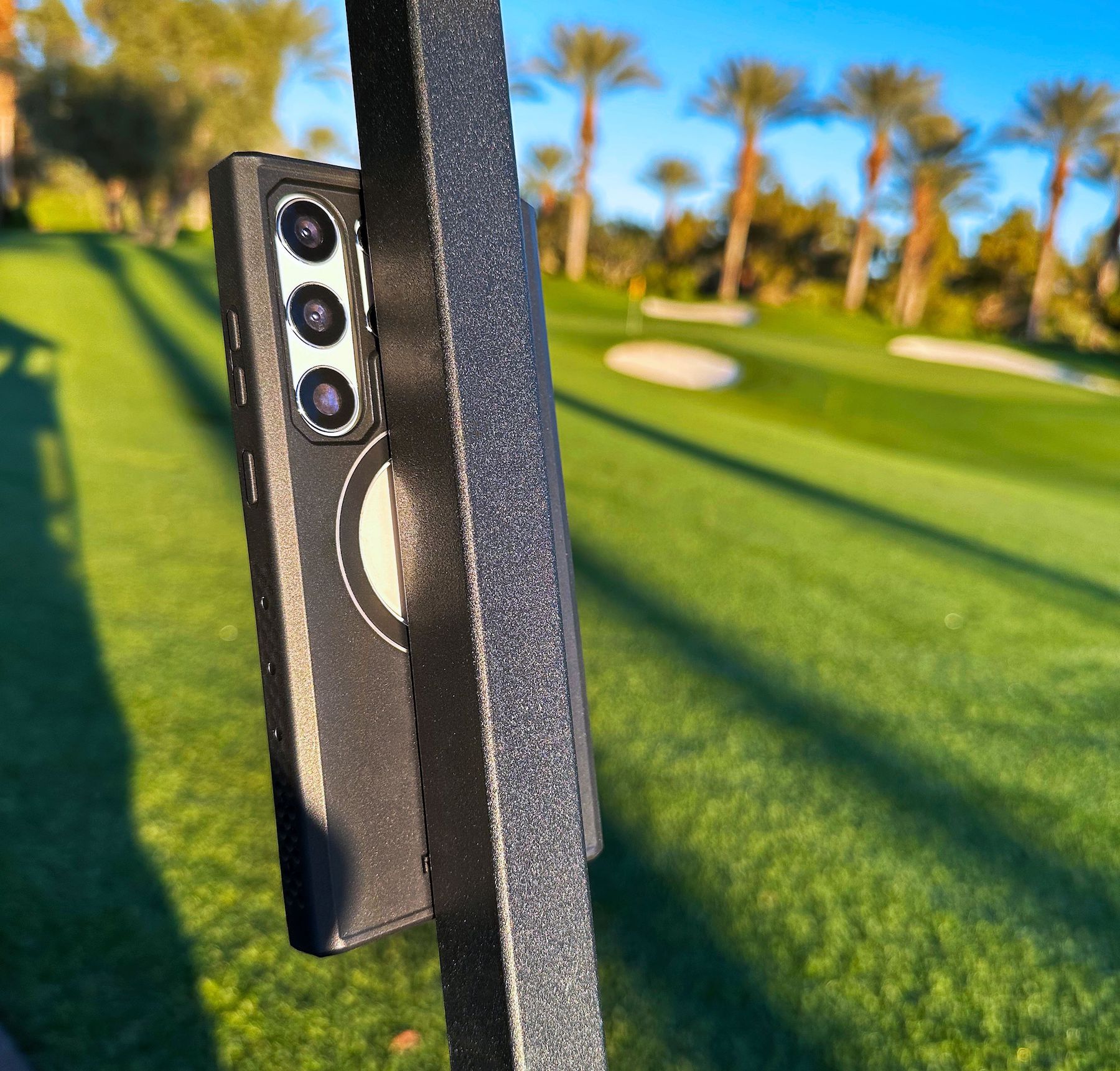 New Samsung Galaxy golf case debuts as the first of its kind