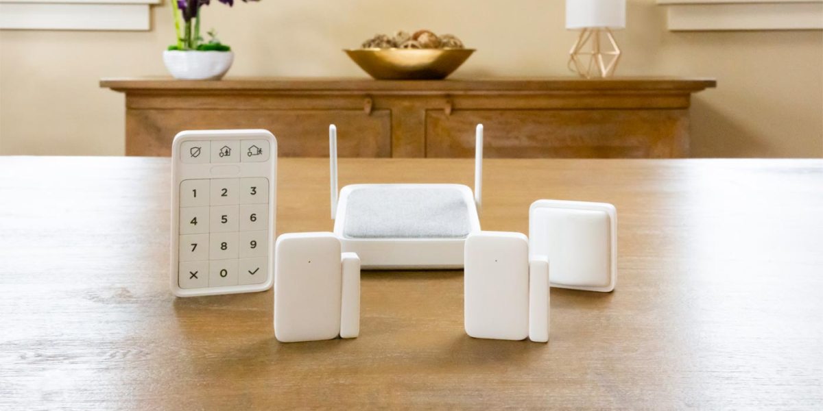 Roku Home Monitoring System SE secures your house for $100