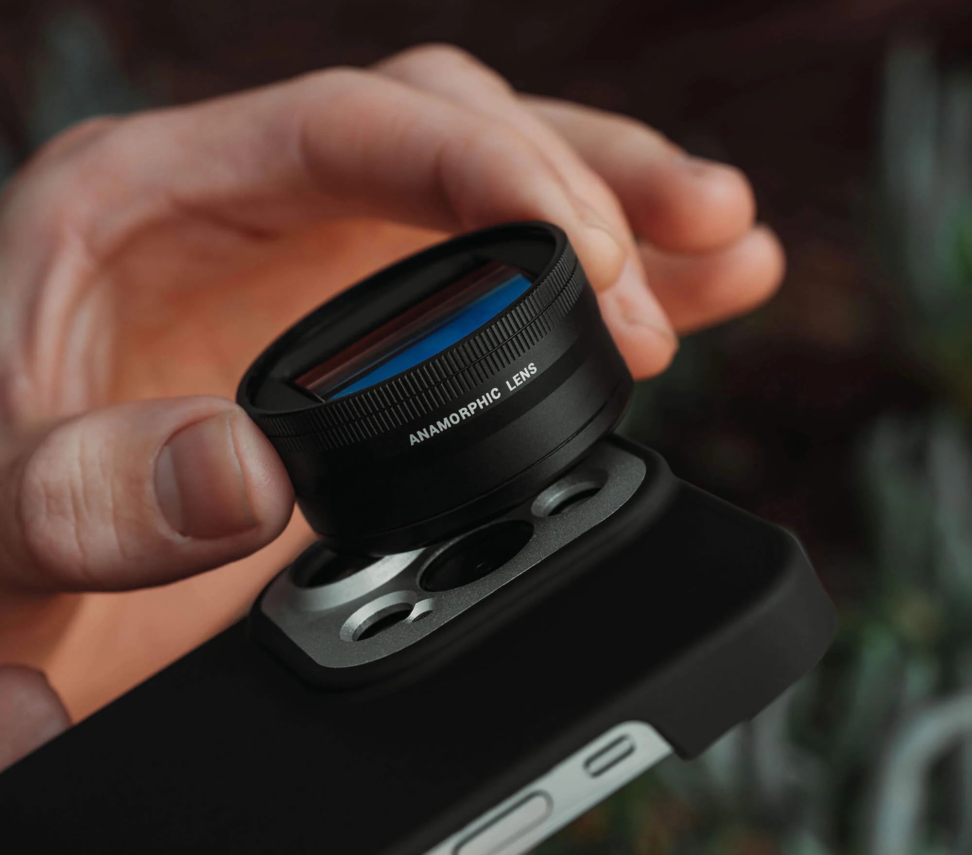 SANDMARC launches new Anamorphic iPhone lens