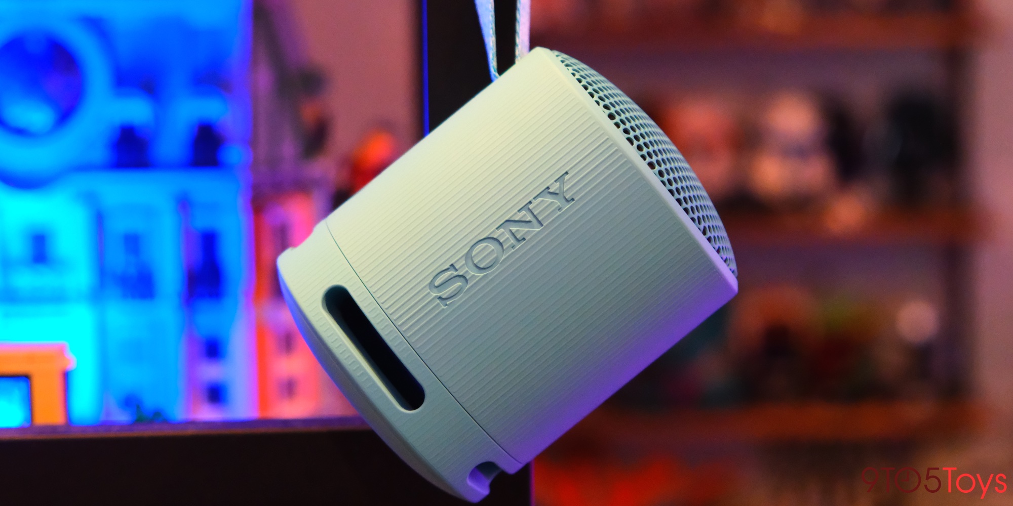 Sony XB100 speaker delivers a versatile way to rock out