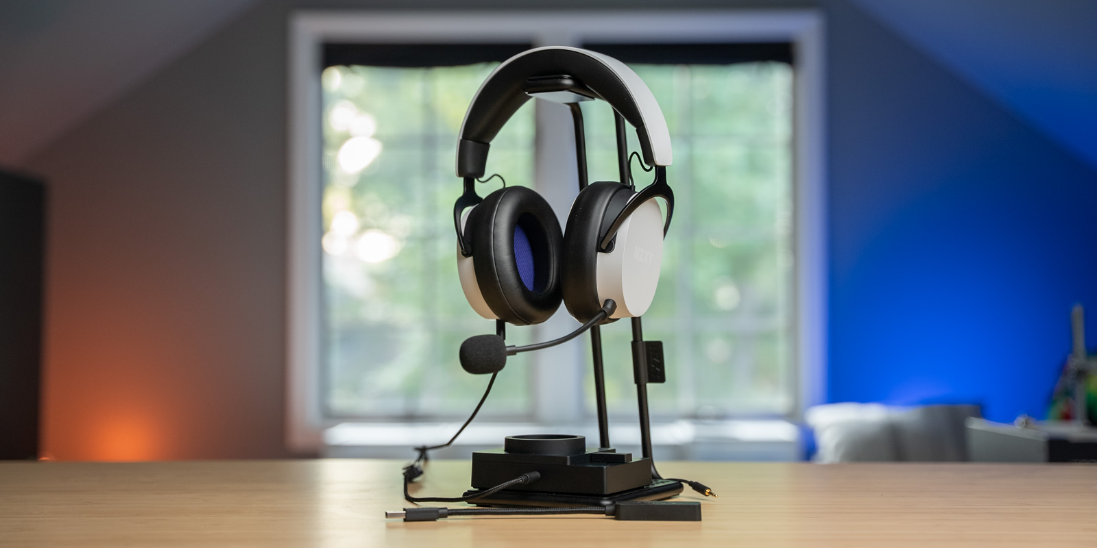 NZXT Relay brings new headset, speakers, auto-switching stand