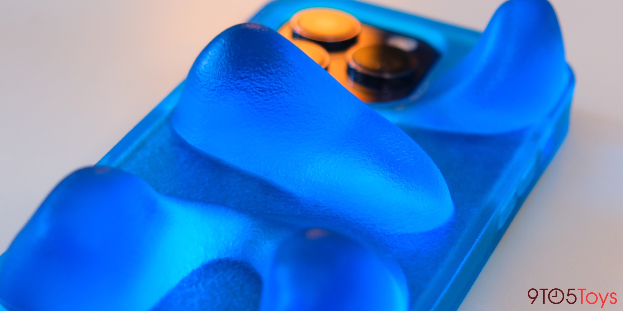 Bailey Hikawa iPhone case: An artistic take on ergonomics