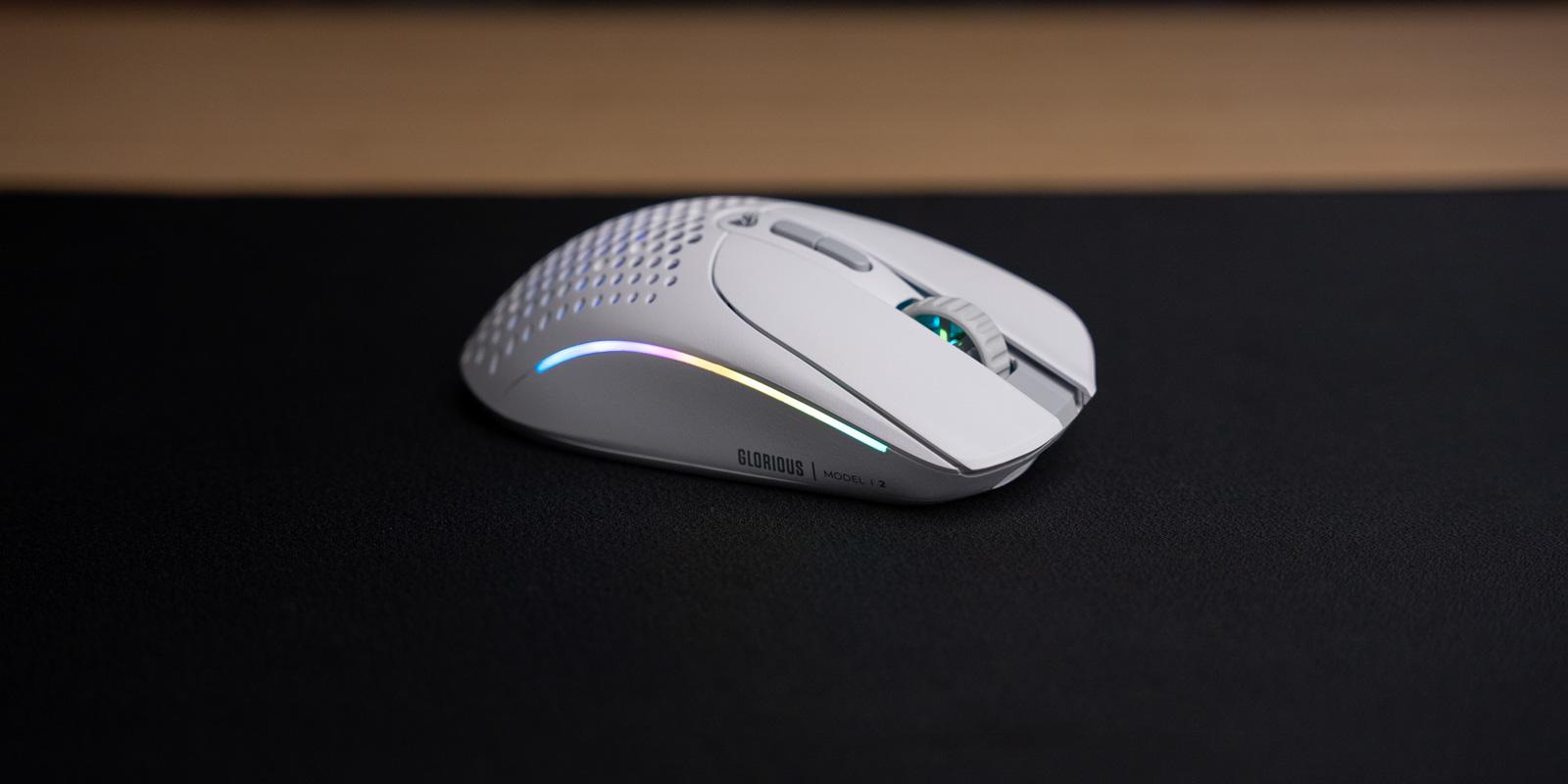 Model I 2 Wireless is Glorious' latest ultralight customizable mouse