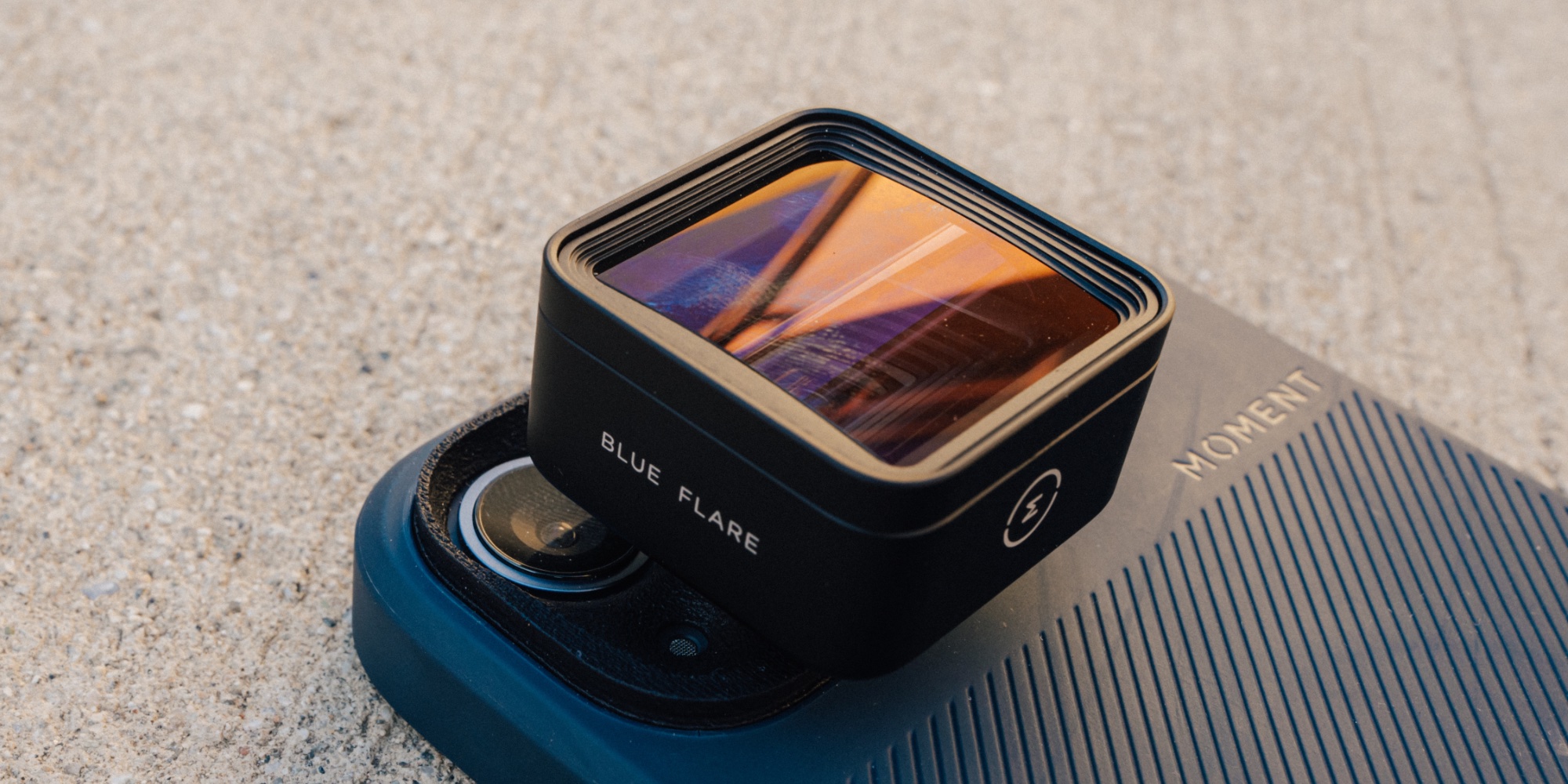 Moment T-Series Lenses debut for iPhone and Android smartphone