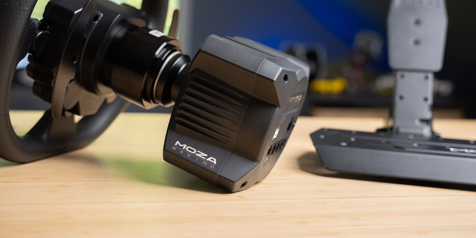 Moza R3 direct-drive for Xbox hands-on and first impressions