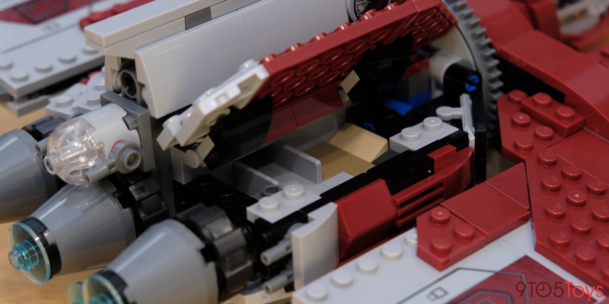 LEGO Ahsoka Tano T-6 Jedi Shuttle review: September's first skip