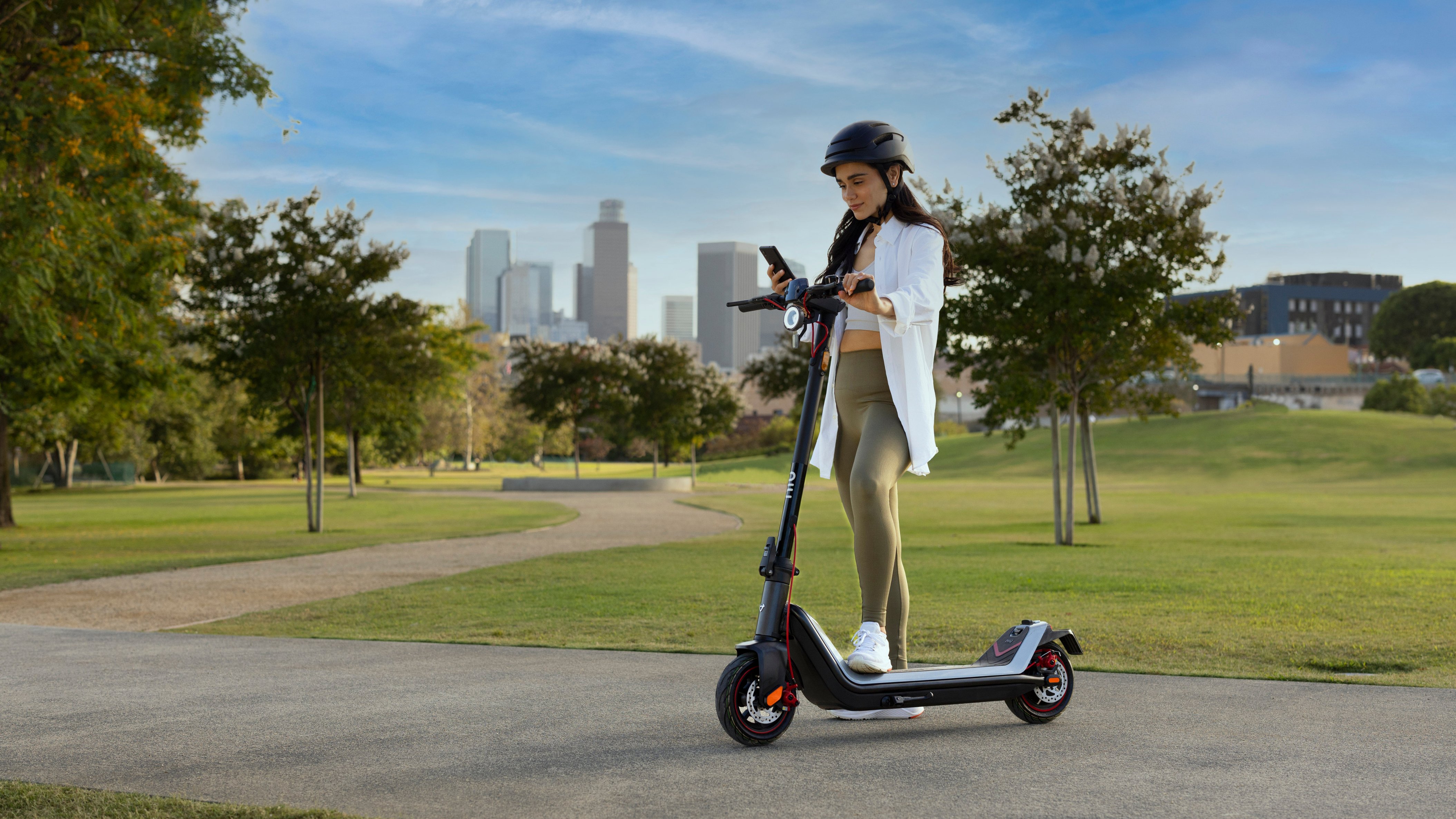 NIU’s new KQi3 MAX electric scooter can hit 23 MPH top speeds at $799 ...