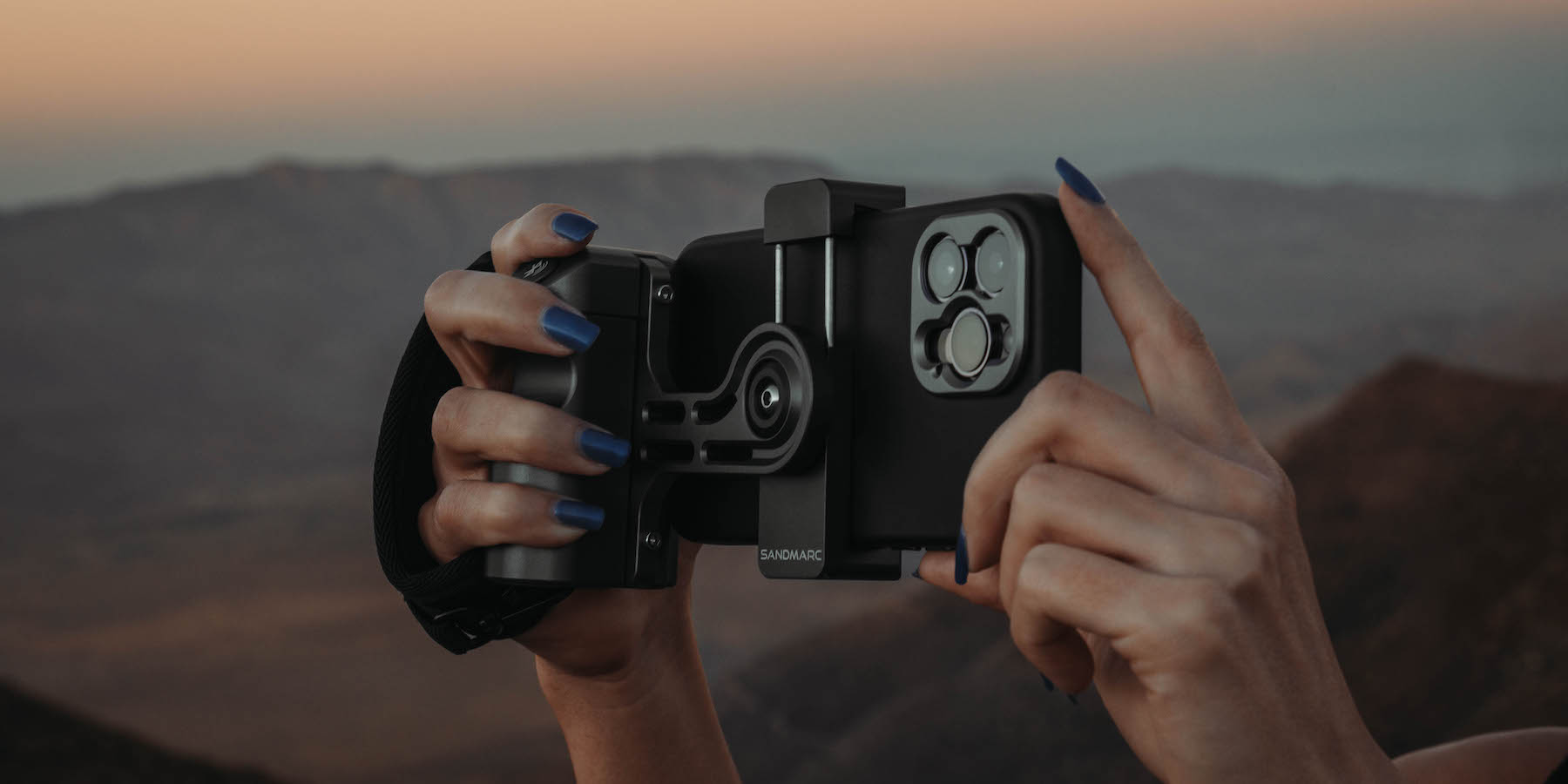 New iPhone camera grip from SANDMARC debuts today