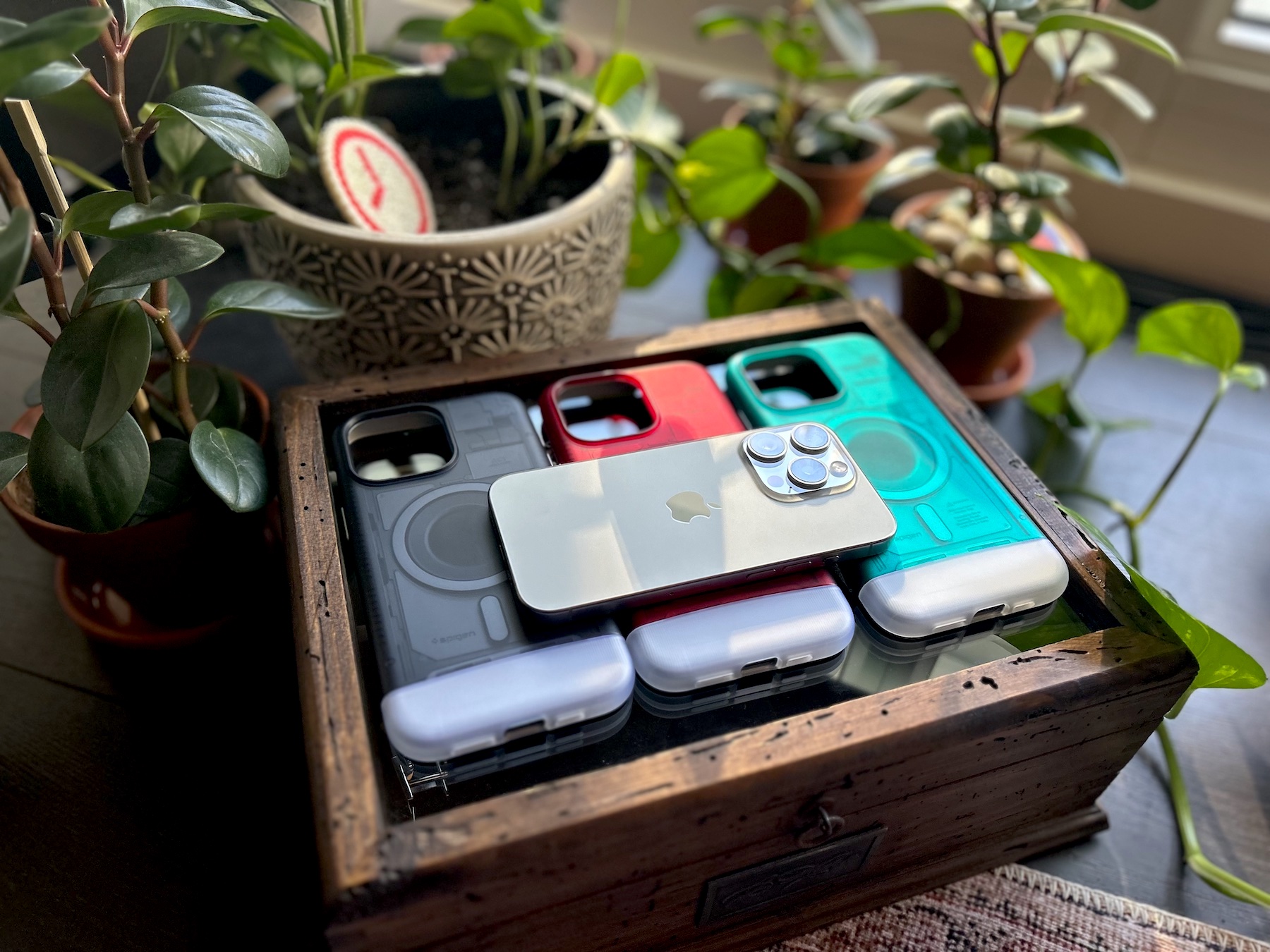 Review: New iMac iPhone 15 cases from Spigen