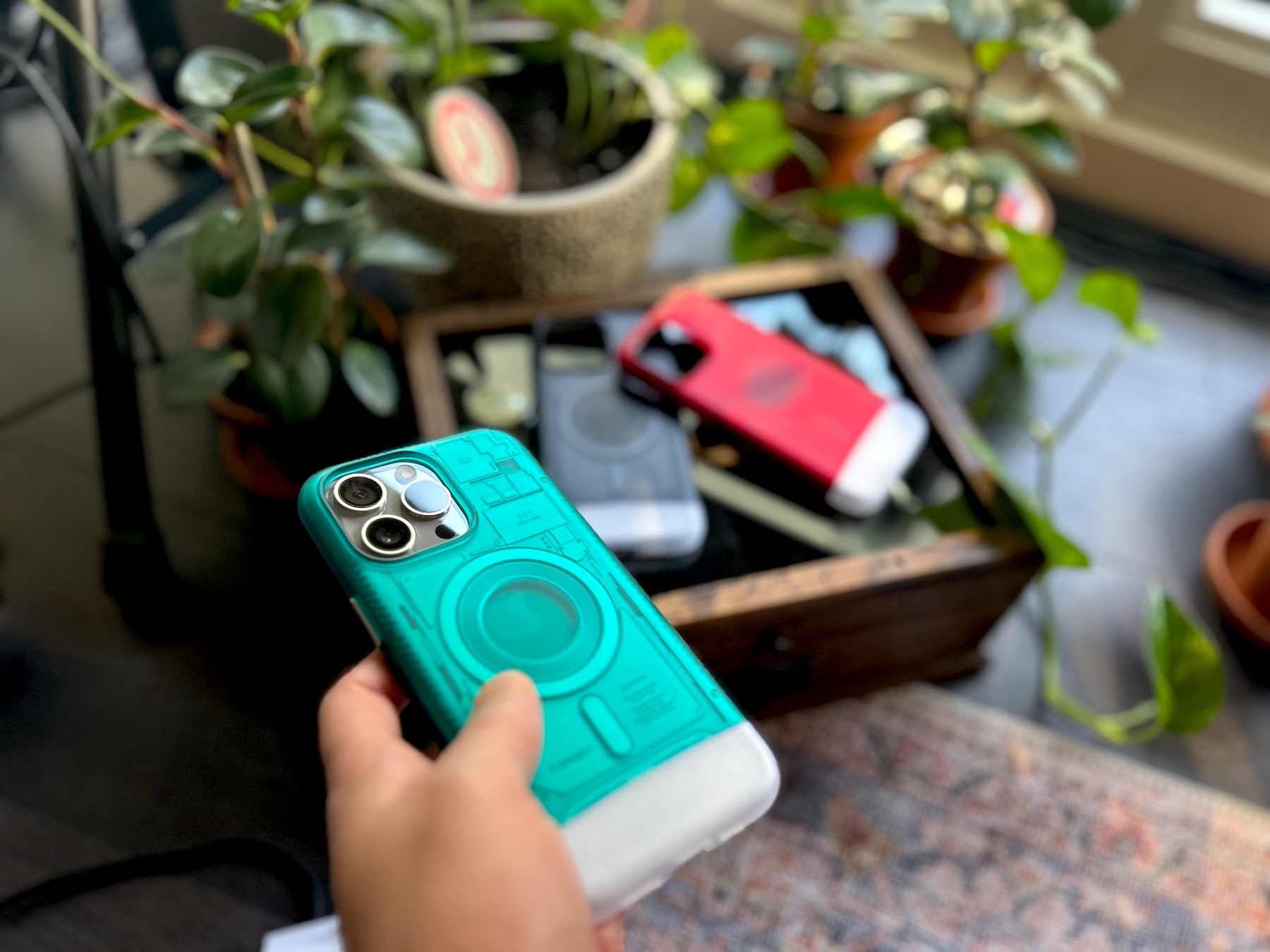 Review: New iMac iPhone 15 cases from Spigen