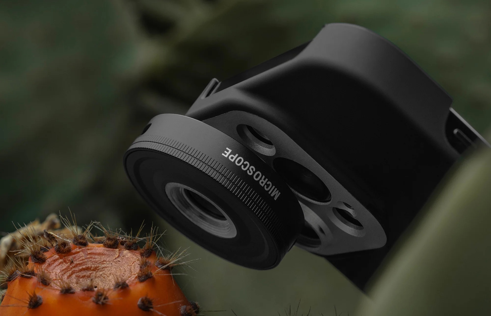 New iPhone magnification lens with up to 200x zoom