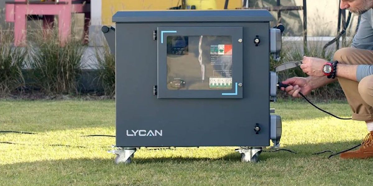 Renogy Lycan 5000 Power Box offers 12 outputs and expansive capacity ...