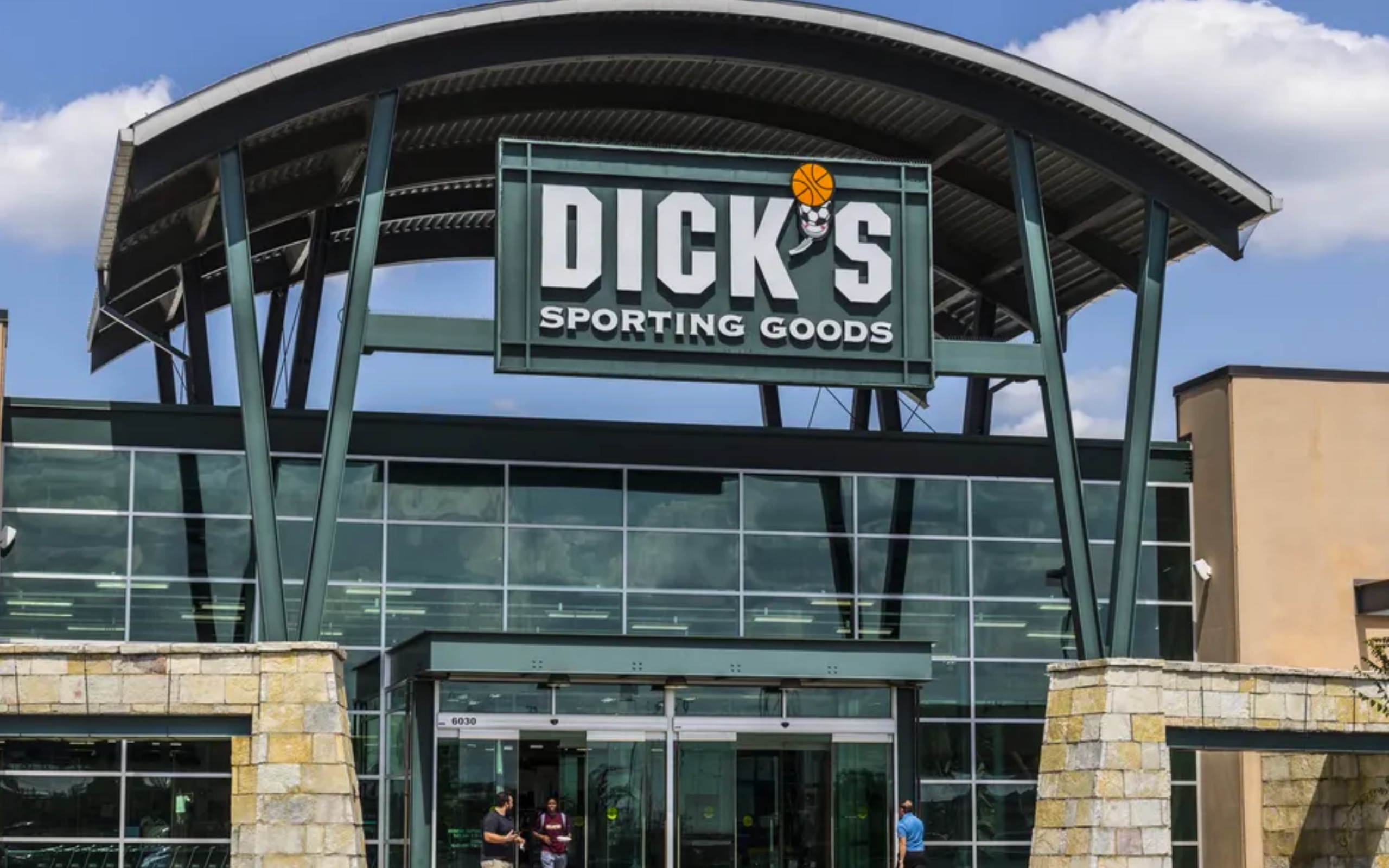 Dick's Sporting Goods 1-Day Flash Sale takes up to 50% off Carhartt ...