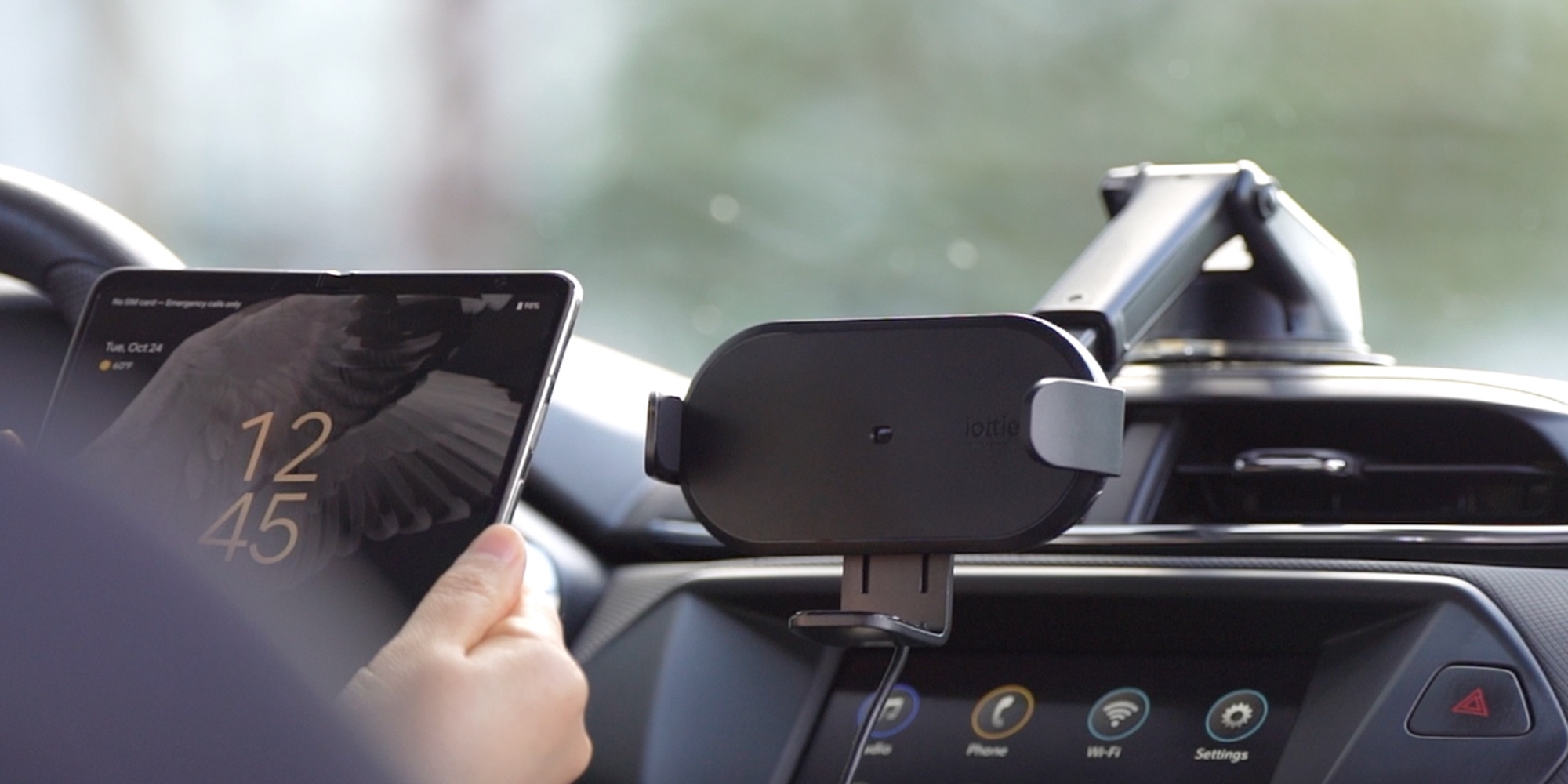 iOttie Auto Sense 2 car mounts include a model for foldables