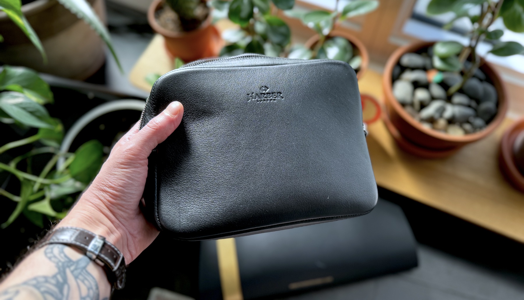 Harber London Leather Tech Dopp Kit review