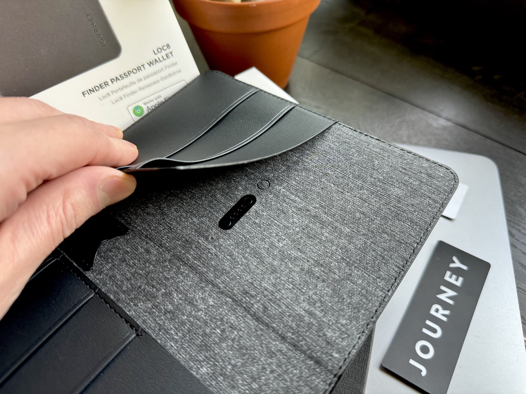 Review: Journey's Apple Find My Passport Wallet