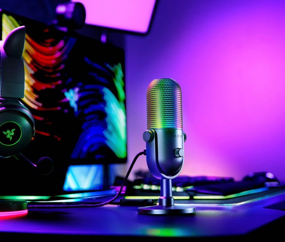 Razer debuts new Seiren V3 Chroma mic with 360-degree lighting