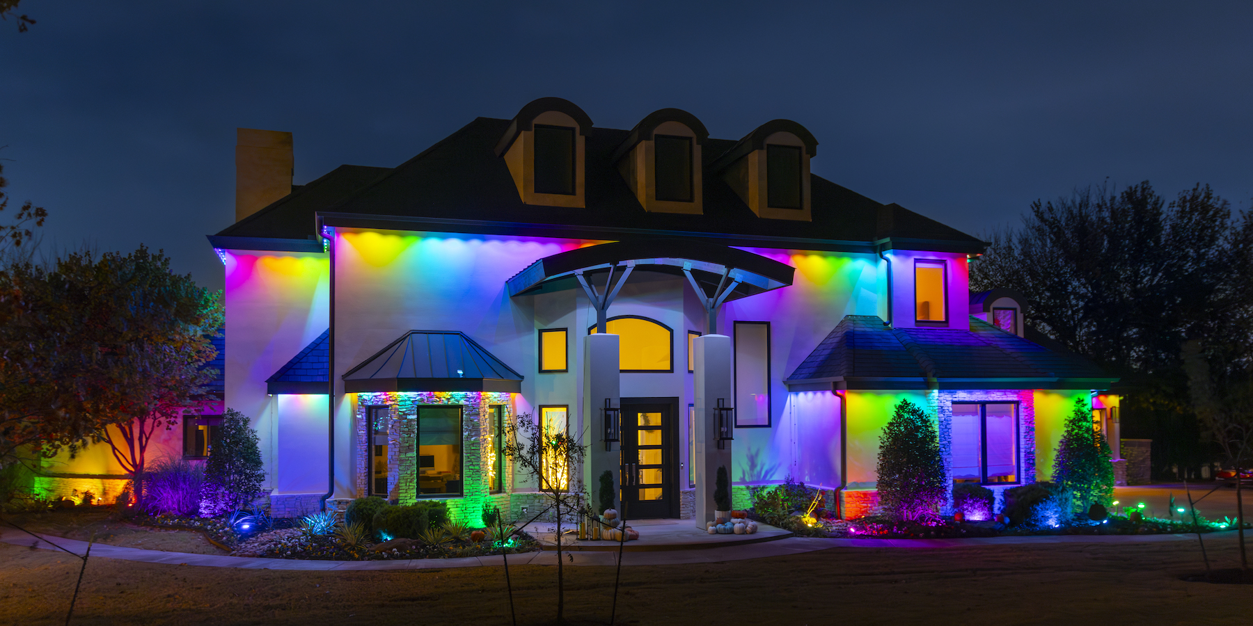 Enbrighten debuts new smart permanent outdoor Eternity lighting