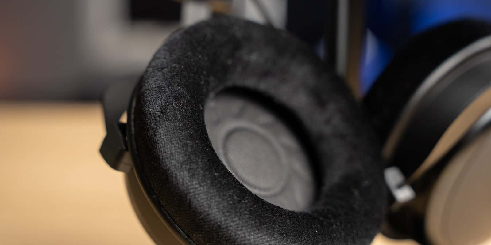 Beyerdynamic MMX 300 Pro goes back to the basics and I love it