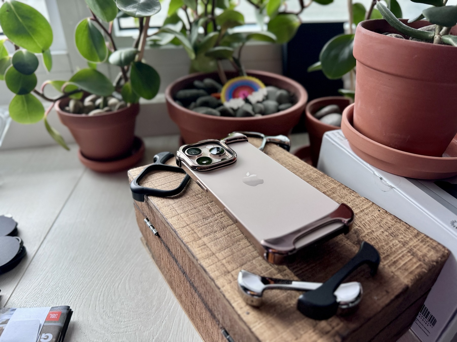 Review: Arc Pulse – a near perfect metal iPhone 16 bumper case