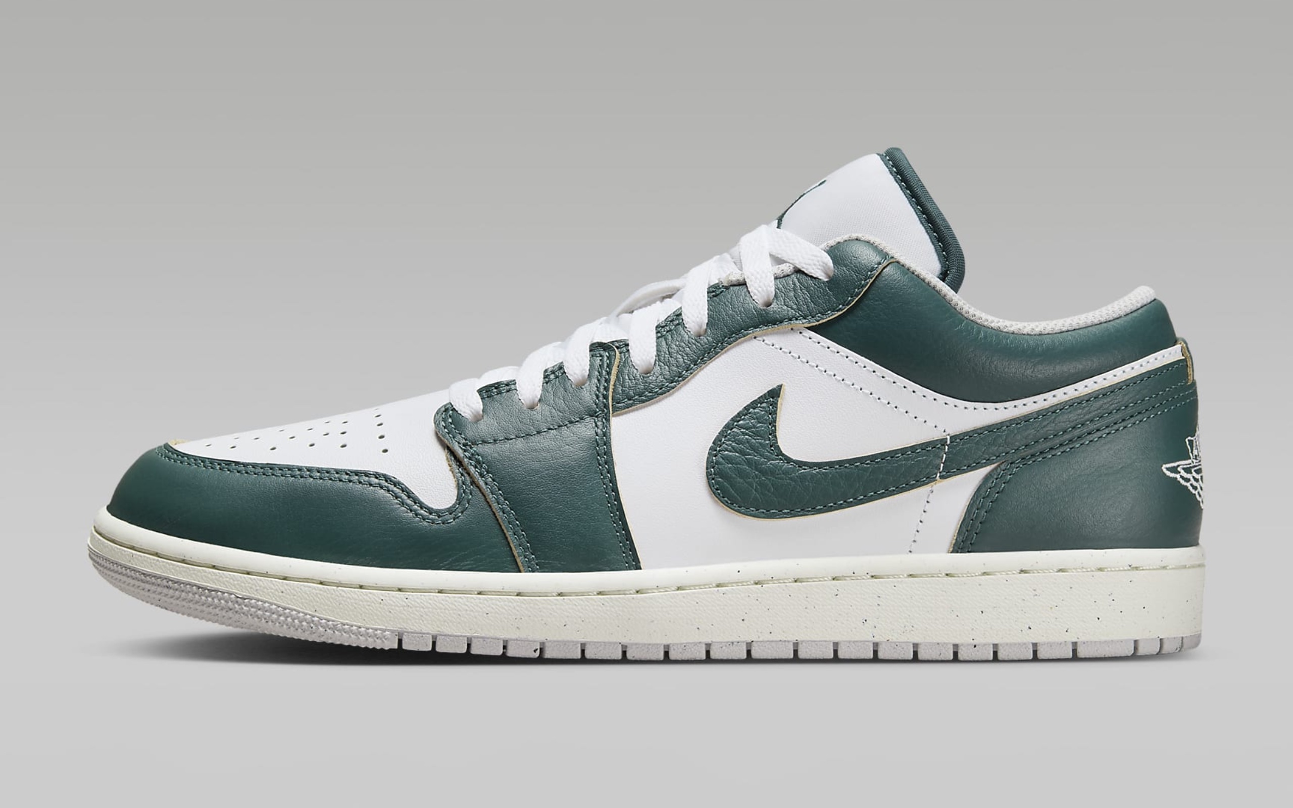 Nike's latest Flash Sale slashes an extra 25% off Jordan sneakers, Air ...