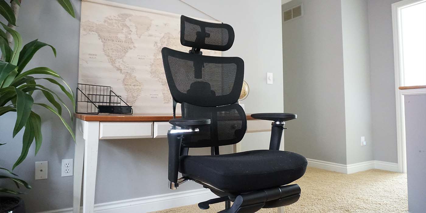 Flexispot C7 Max desk chair review: It has a footrest!