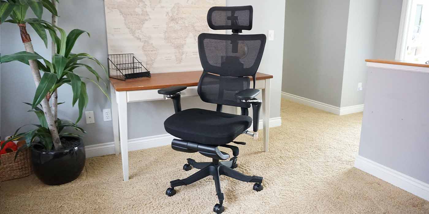 Flexispot C7 Max desk chair review: It has a footrest!