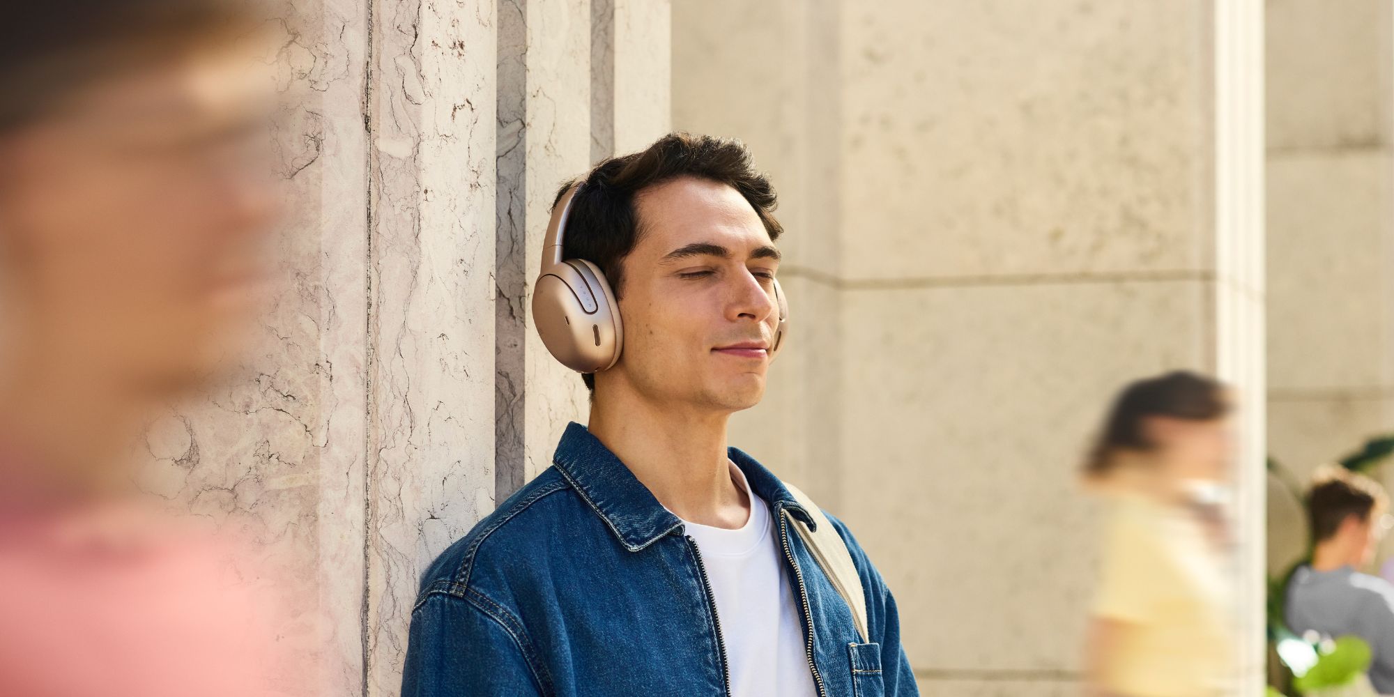 JBL's new Tour One M3 Headphones with touchscreen transmitter can ...