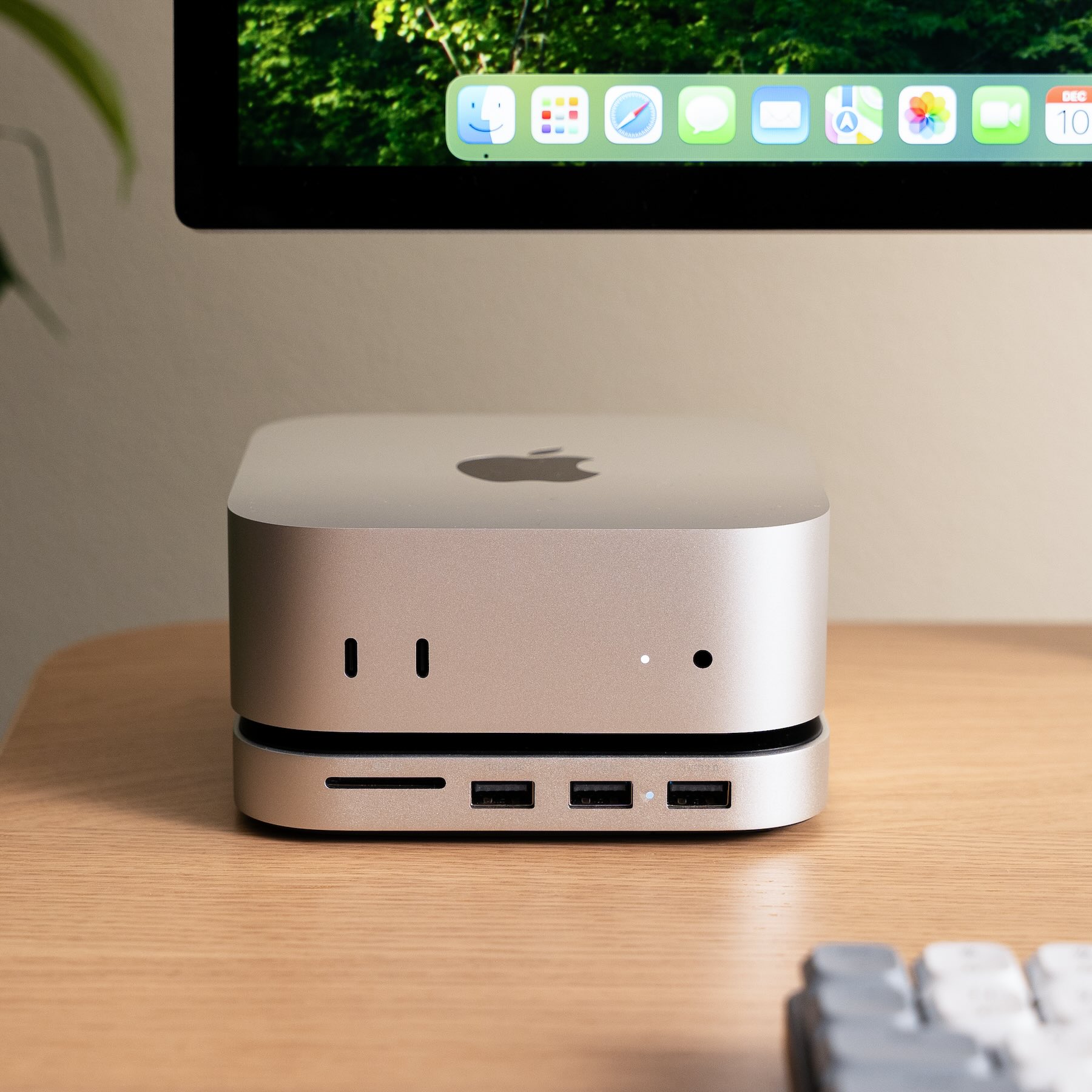 Best M4 Mac mini accessory – Satechi Stand & Hub with SSD