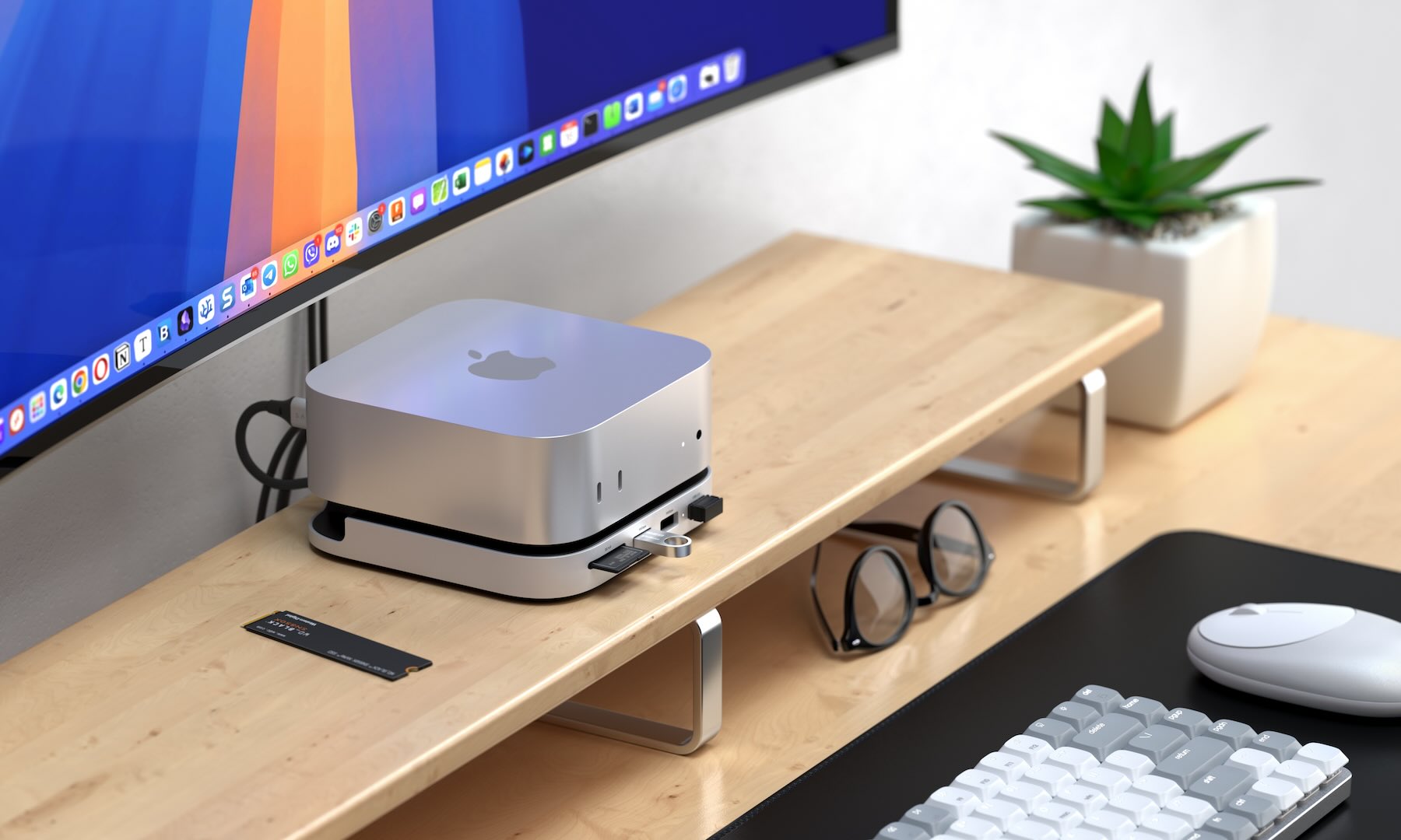 Best M4 Mac mini accessory – Satechi Stand & Hub with SSD