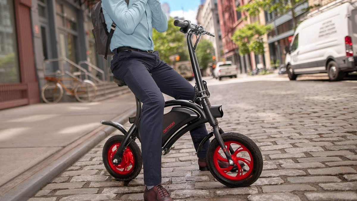 Hop aboard the compact 34-pound Jetson Bolt folding e-bike for short ...