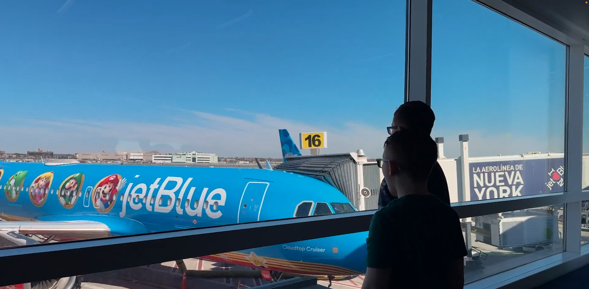 Check out this official JetBlue x Nintendo Cloudtop Cruiser plane