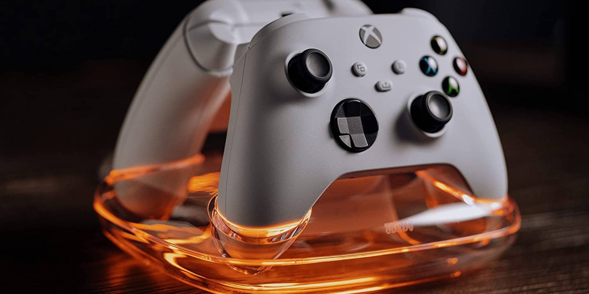 8Bitdo's glowing dock tops off two Xbox controllers at once, now $24.50 ...