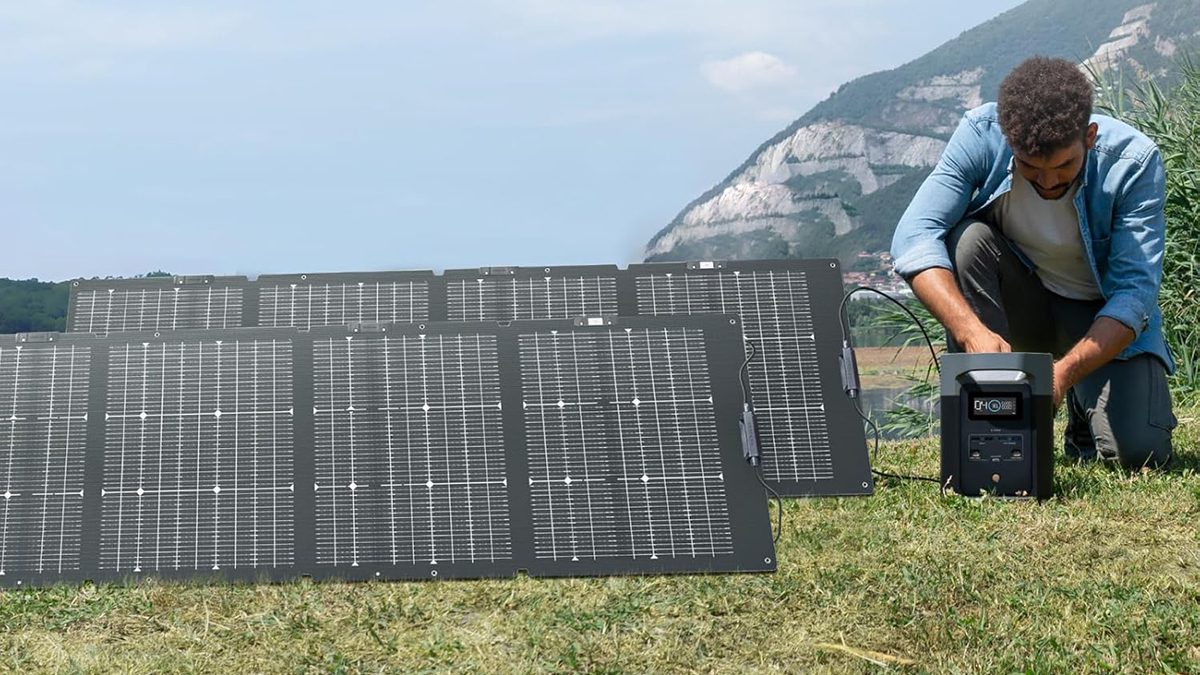 Get off-grid support with EcoFlow's DELTA 2 solar generator bundle with ...
