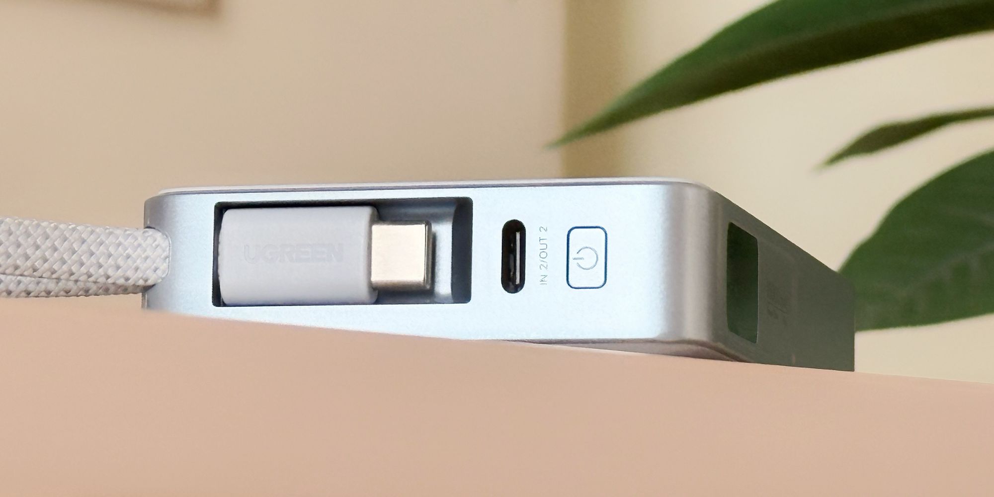 Tested: UGREEN's 'world's first' Qi2.2 25W MagSafe power bank with USB ...