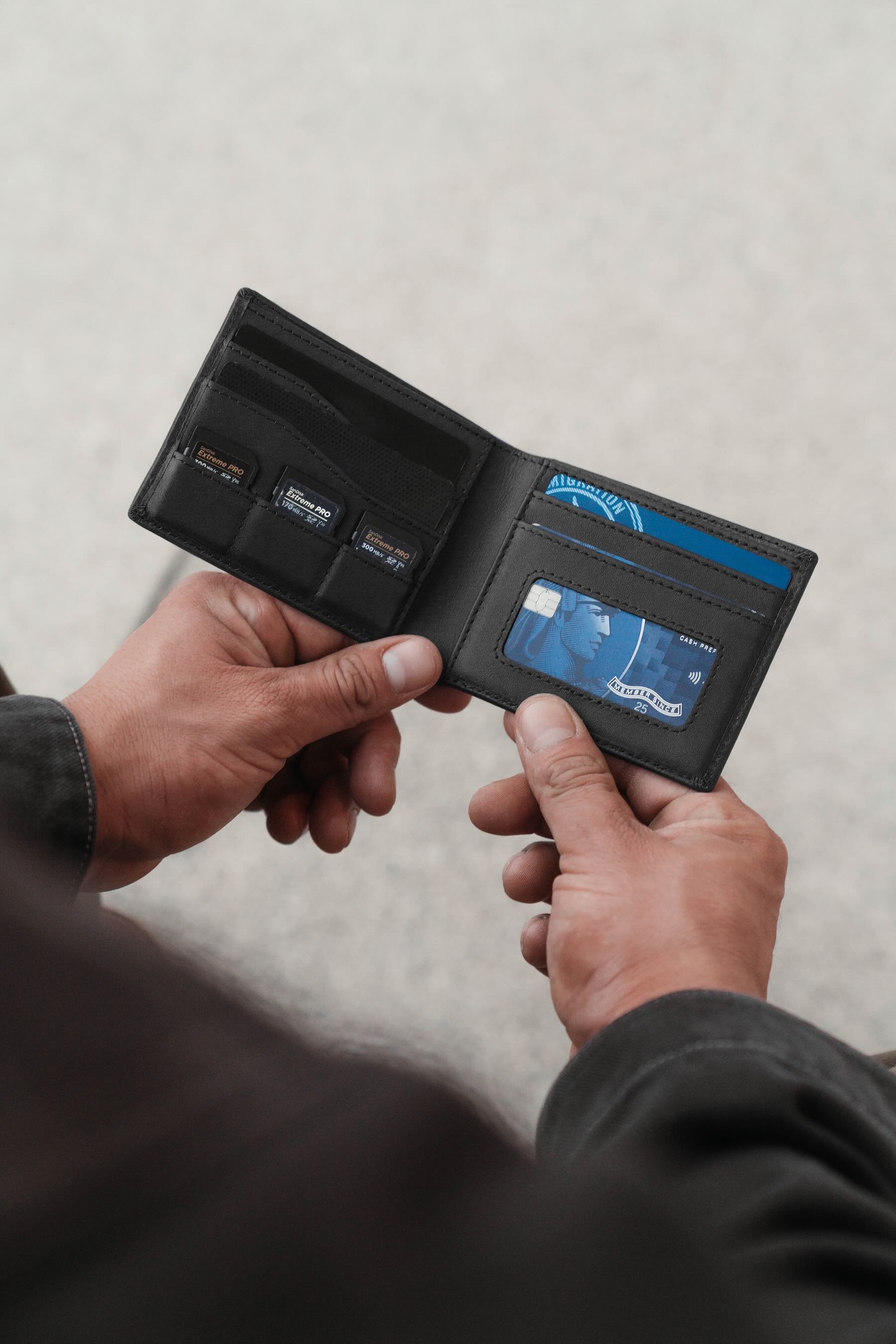 SANDMARC debuts new full-grain leather SD card wallet for creators ...